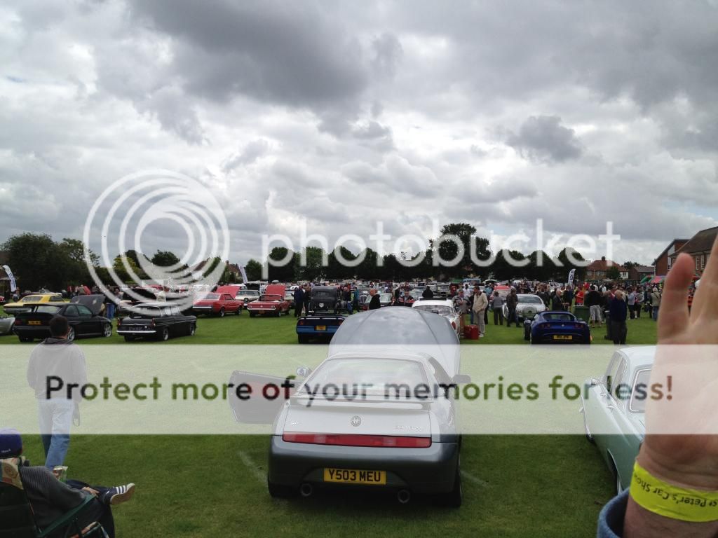 ST PETERS CHURCH classic car show today - EVENT REPORTS - Old Skool Ford